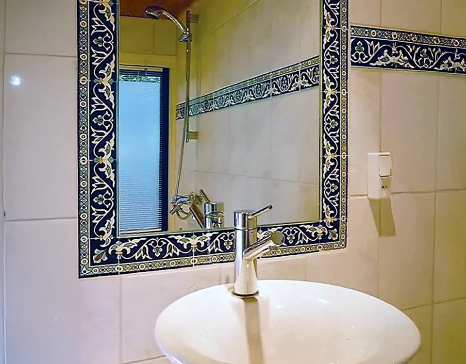 Modern Kitchen Tile Designs & KitchenBacksplash Ideas